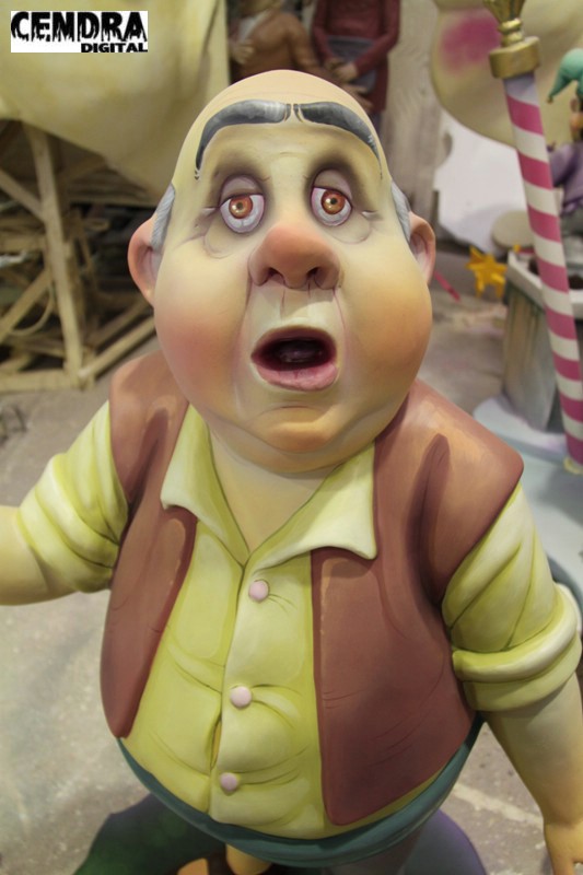 FALLAS 2011-FOTOS Y ENTREVISTA EN EL TALLER A RAÚL SEBASTIÁN - Cendra ...