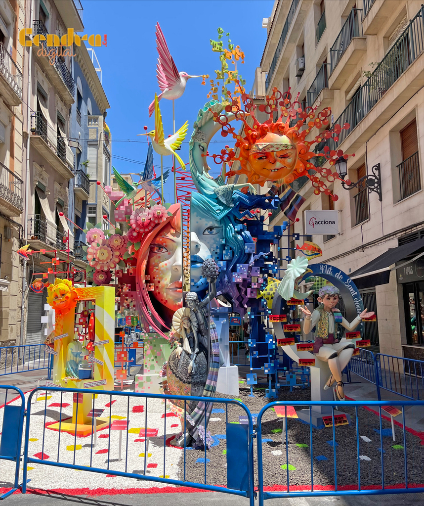 Foguera Plaza Santa María - Cendra Digital.